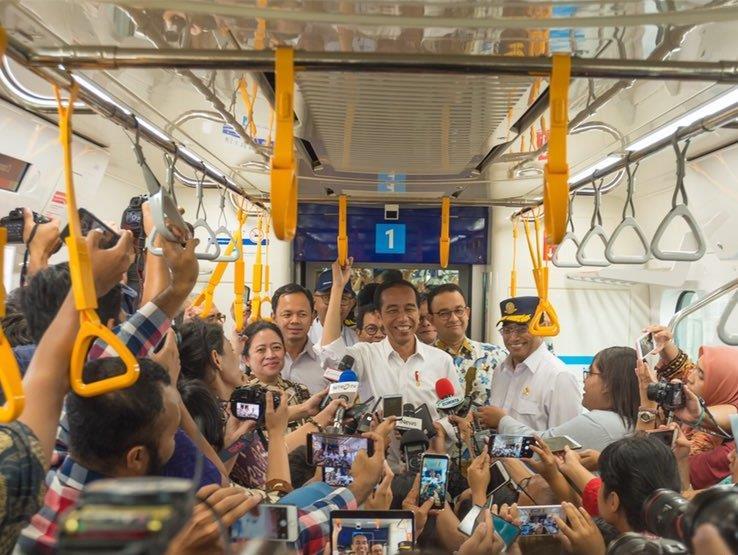 Jakarta metro inaugurated | News | Railway Gazette International
