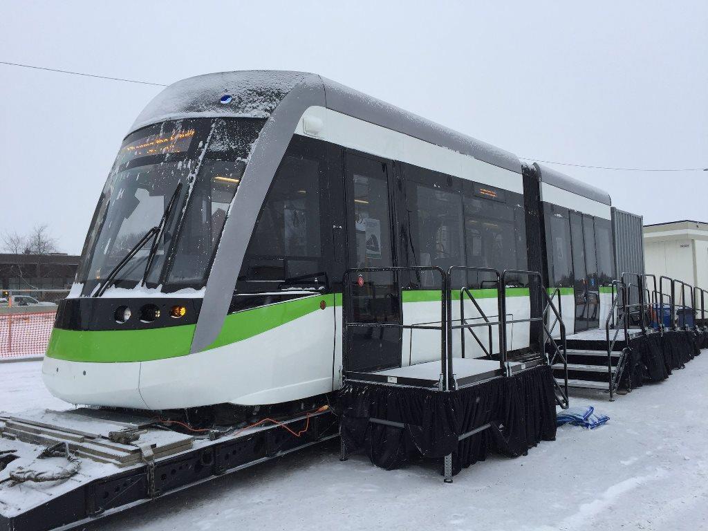 Edmonton Valley Line LRV mock-up presented | Metro Report International ...
