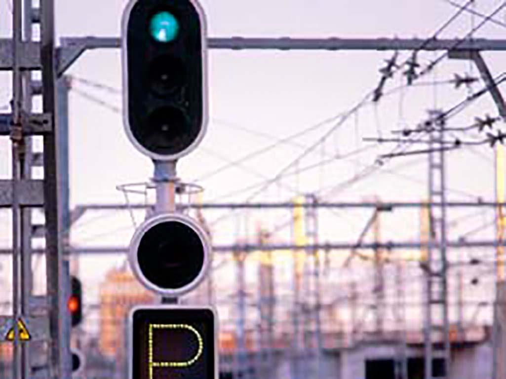 Mainrail To Digitalise Adif Maintenance Records News Railway Gazette International 