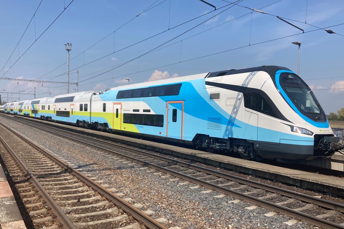 CRRC trainset for Westbahn arrives at test track | News | Railway ...