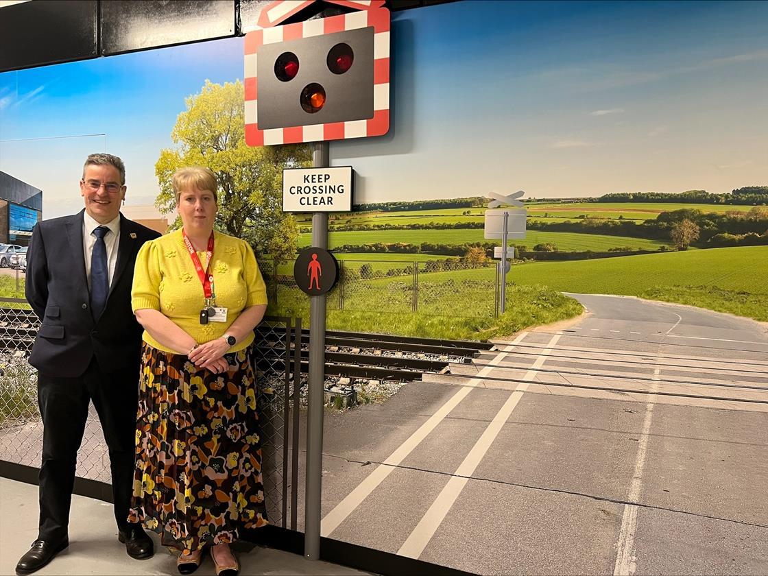 Tyne & Wear Metro level crossing safety hub | Metro Report ...