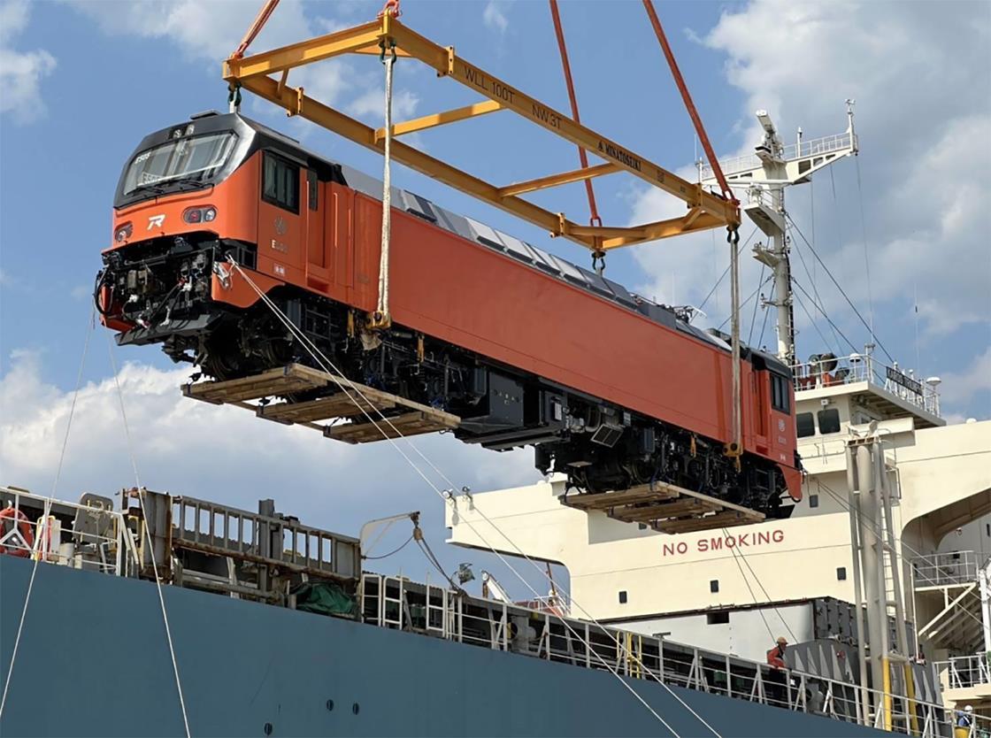 E500 electric locomotives delivered to Taiwan | News | Railway Gazette International