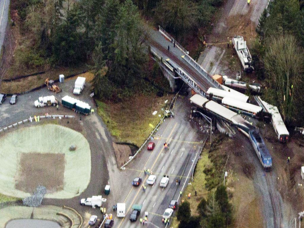 Overspeed focus in Amtrak derailment | News | Railway Gazette International