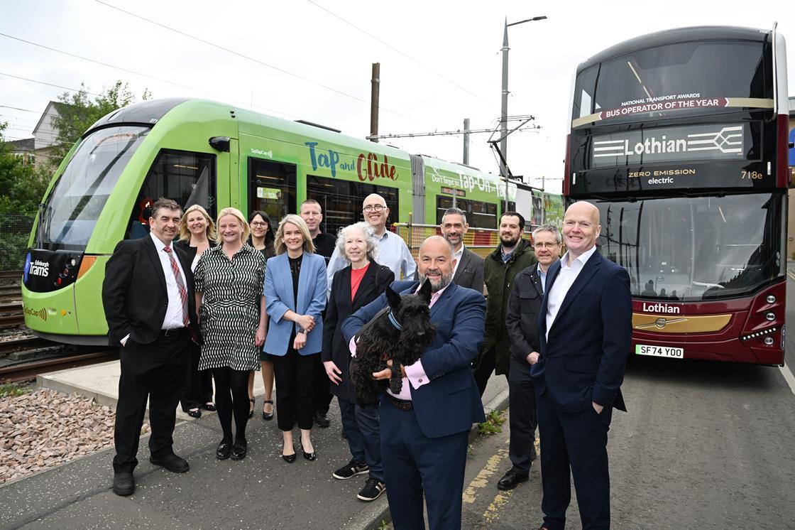 Tap-on tap-off ticketing goes live at Edinburgh Trams | Metro Report ...