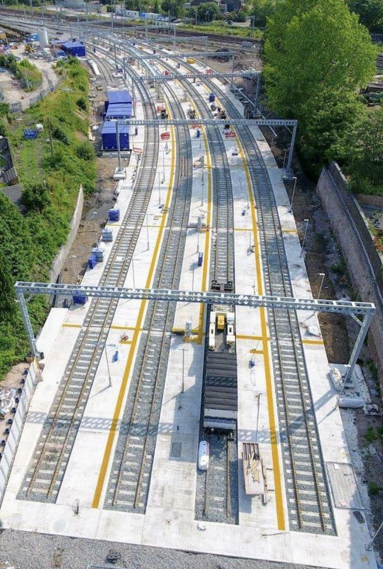 Midland Main Line electrification mast production reaches half way ...