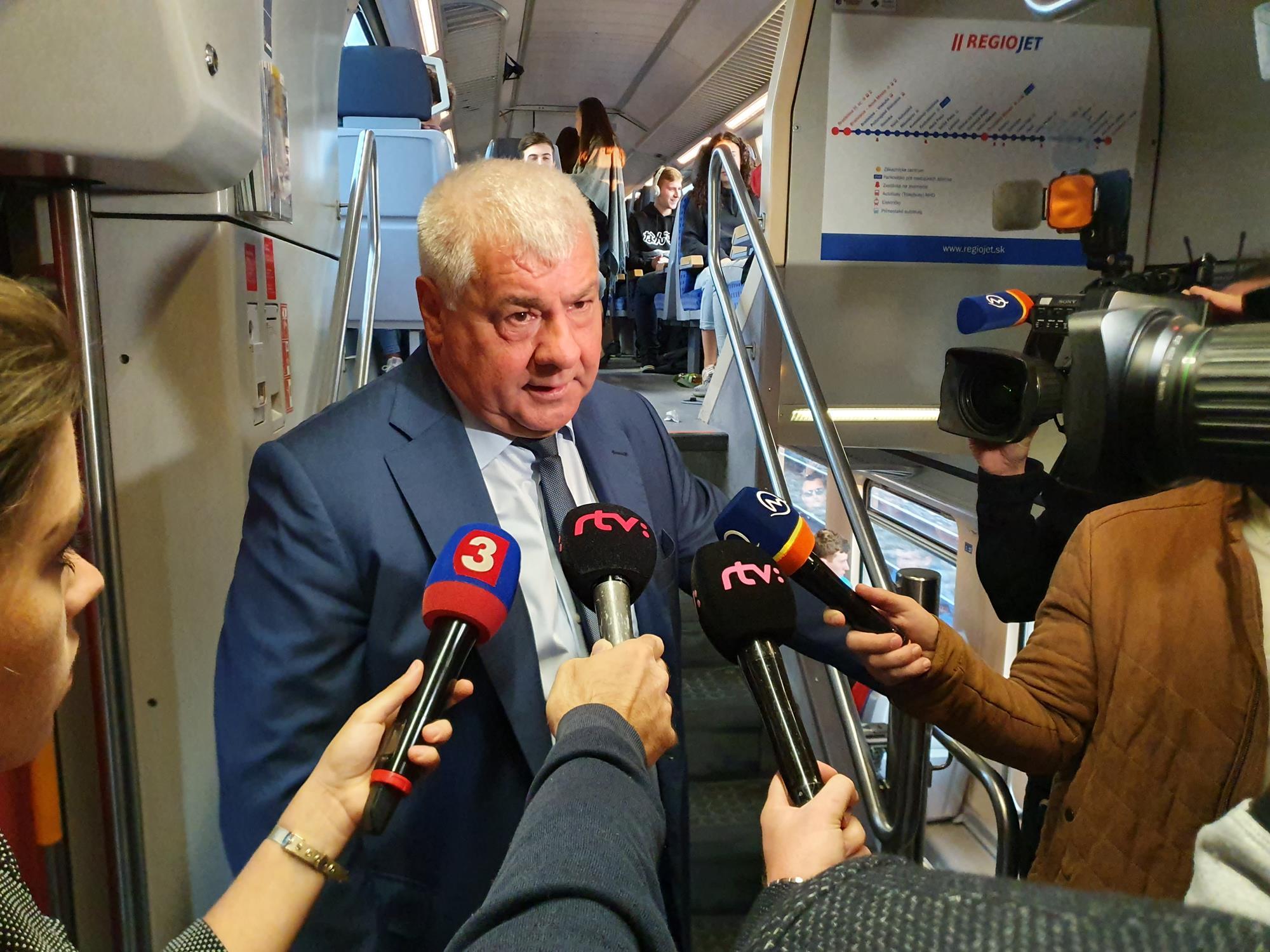 RegioJet expands capacity on Bratislava commuter route | News | Railway ...