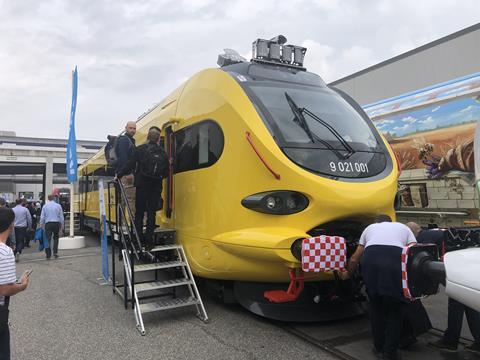 Končar KEV unveils battery multiple-units | News | Railway Gazette ...