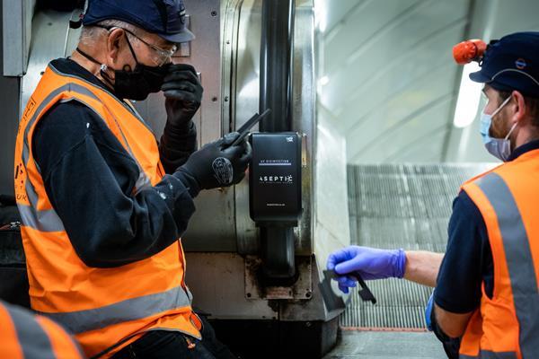 London Underground deploys UV light escalator sanitisers | Metro Report ...