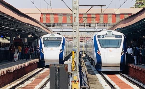 Alstom to build Vande Bharat sleeper EMUs | News | Railway Gazette International