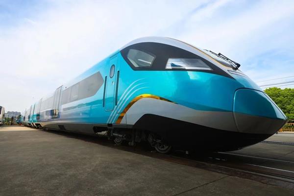 CRRC unveils 250 km/h Type C trainset | News | Railway Gazette ...