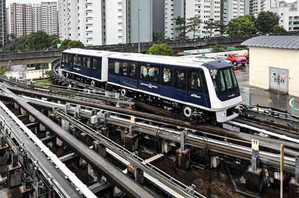 Sengkang-Punggol LRT peoplemover sets on test | Metro Report ...