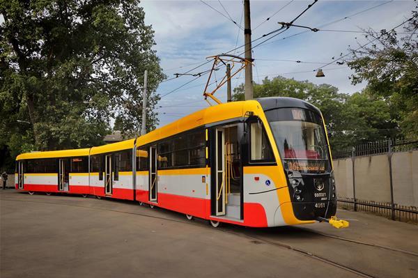 First Odyssey-Max tram unveiled | Metro Report International | Railway ...