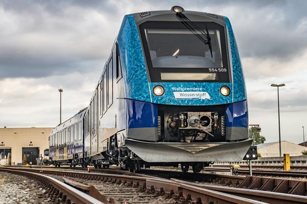 Hydrogen fuel cell trains enter regular commercial service | News ...