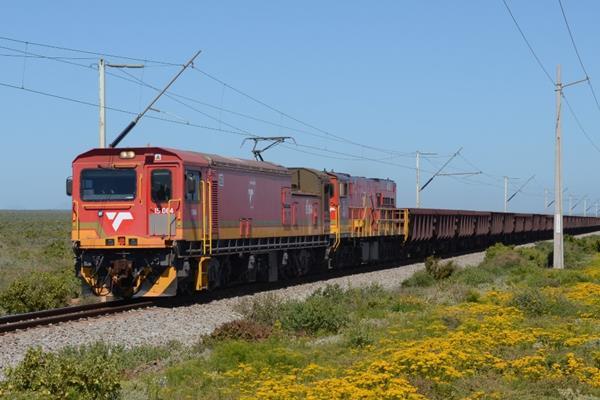 Transnet Freight Rail looks at alternative traction energy options ...