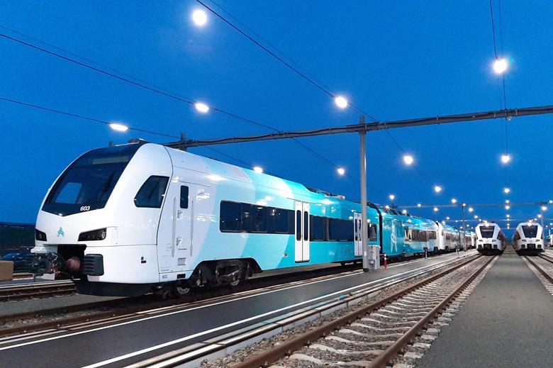 Diesel train modified for battery traction tests | News | Railway ...