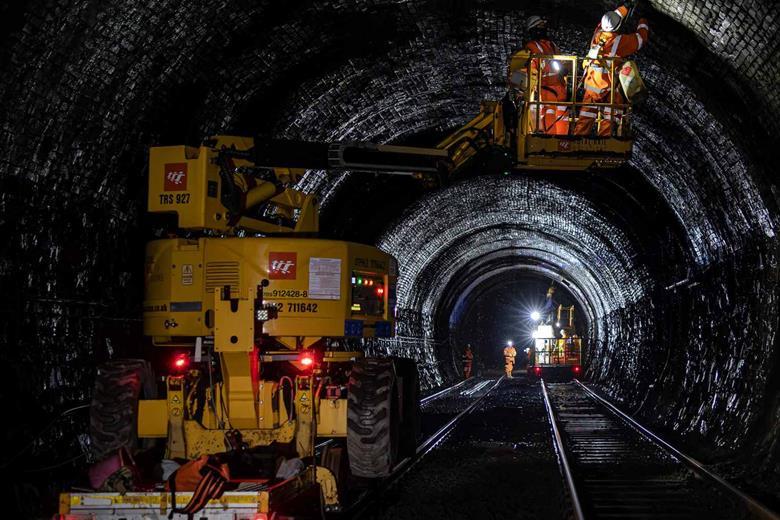 Tunnel drilling rig increases output and safety | Rail Business UK ...