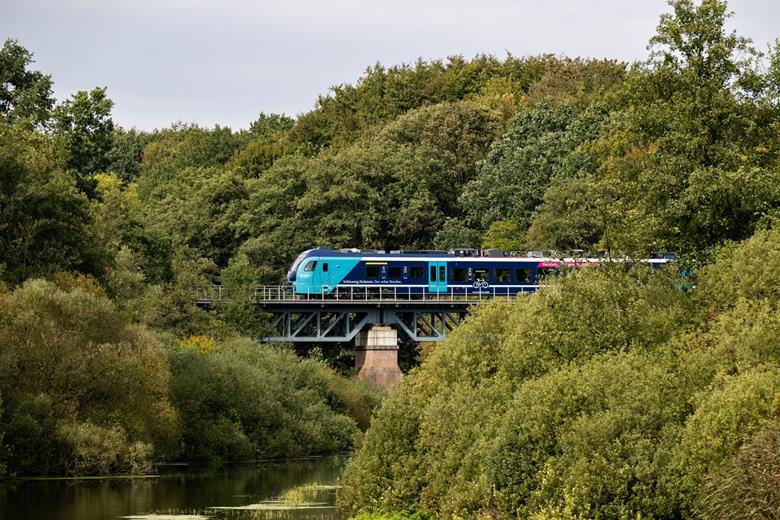 Flirt Akku battery-electric multiple-units enter service | News ...