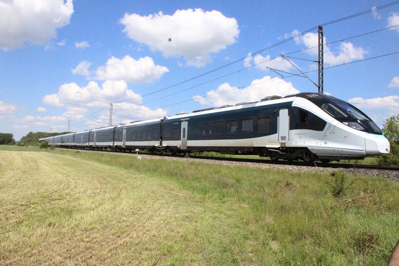 Oxygène next-generation French inter-city train unveiled | News ...