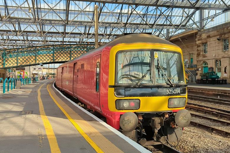 Royal Mail to switch postal traffic from electric trains to road | Rail ...