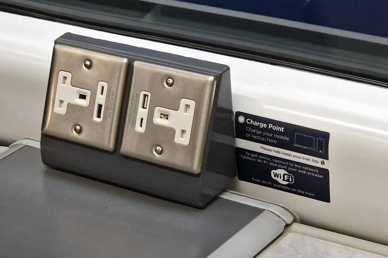 First refurbished Class 168 DMU unveiled by Chiltern Railways | Rail ...