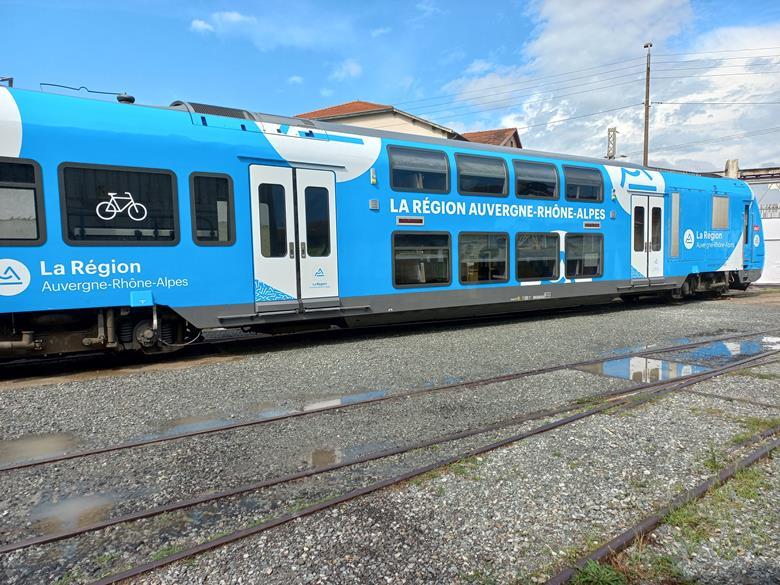 Double-deck EMU refurbishment completed | News | Railway Gazette ...