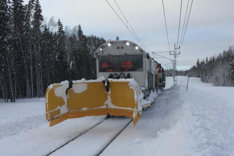 Swedish snow clearance contract extended | News | Railway Gazette ...