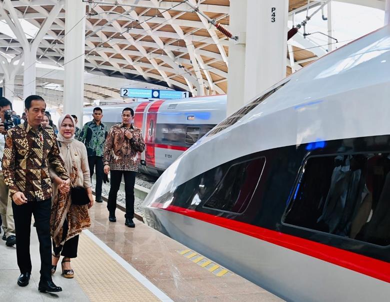 Whoosh opens as the fastest railway in southeast Asia | News | Railway ...