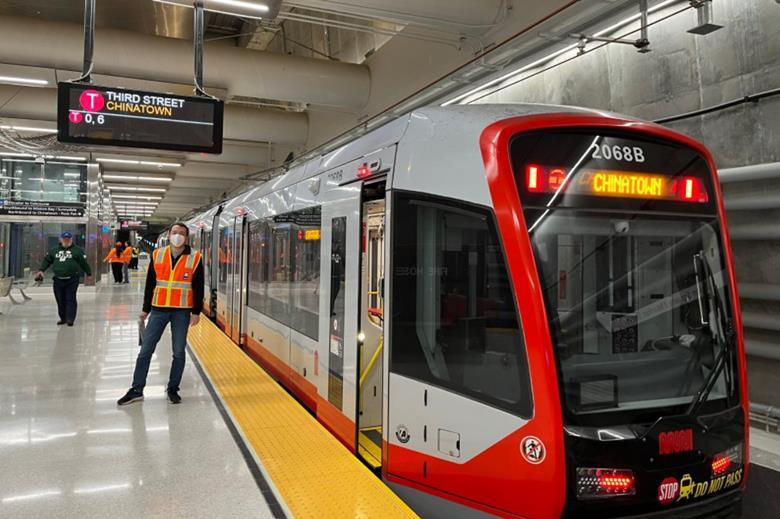 Initial service begins on San Francisco’s Central Subway | Metro Report ...