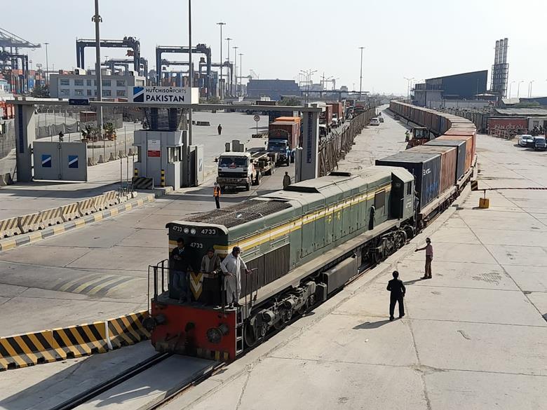 Four-pronged strategy to develop Pakistan Railways | News | Railway ...