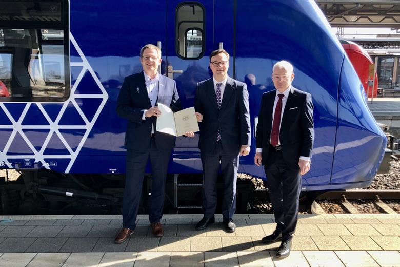 Vlexx to convert six EMUs to battery-electric operation | News ...