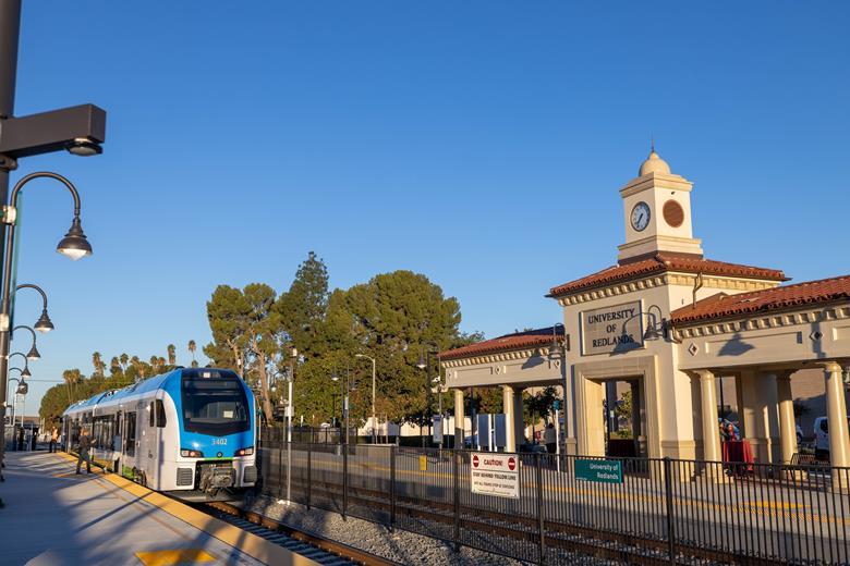 Arrow commuter service launched in California | News | Railway Gazette ...