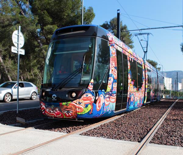 Aubagne opens tramway | News | Railway Gazette International
