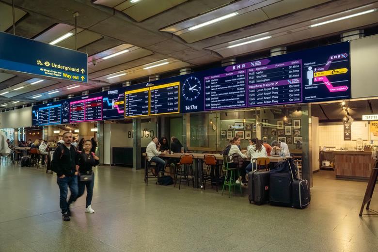 Viewpoint: What station users need from information screens | News ...