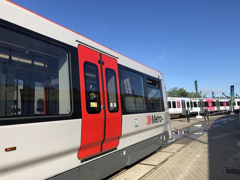 Cardiff Valleys Class 398 tram-train unveiled at InnoTrans | Rail ...