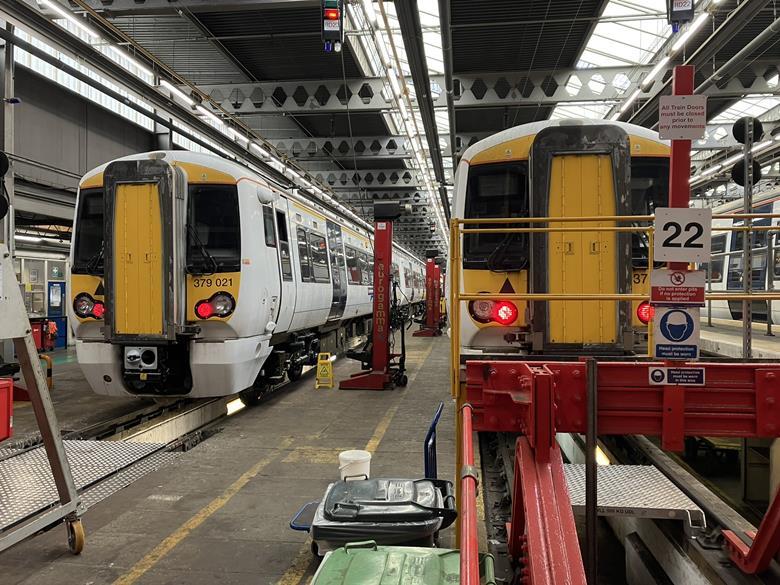 Govia Thameslink Railway recommissions Class 379 EMUs for Great ...