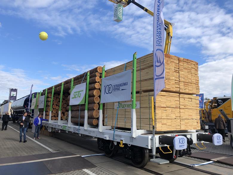 Lumberjacks OK with timber wagon | News | Railway Gazette International