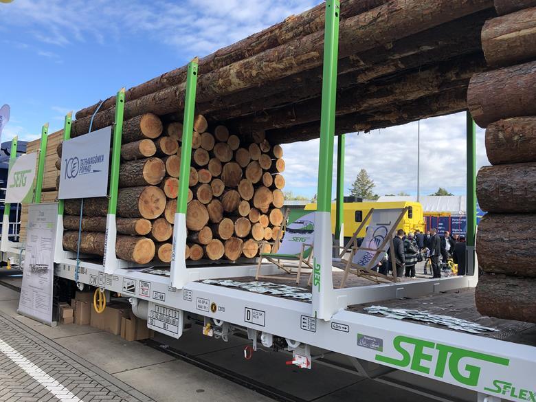 Lumberjacks OK with timber wagon | News | Railway Gazette International