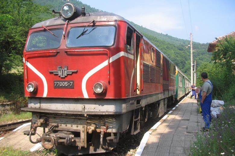 BDZ to repower narrow gauge locomotives | News | Railway Gazette ...