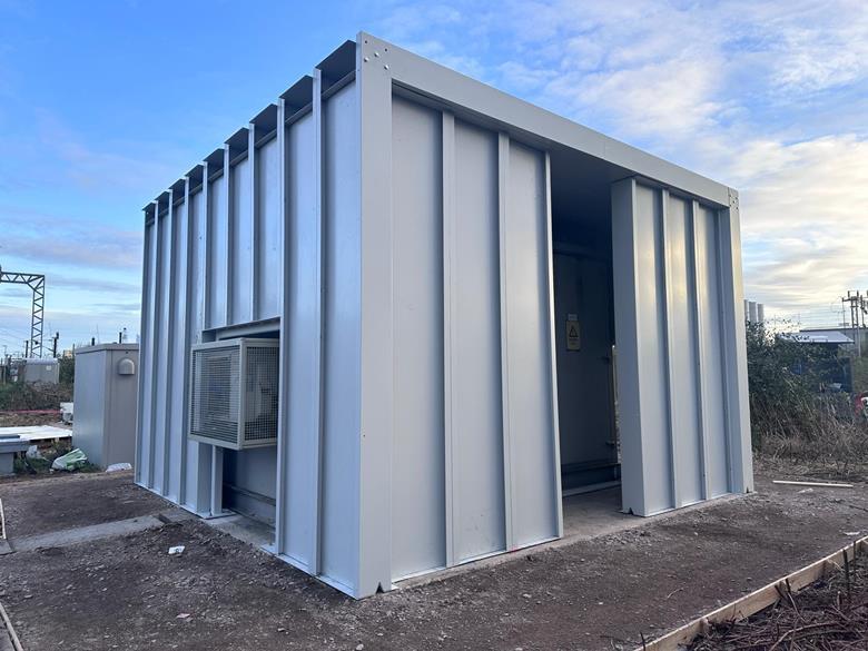 Aluminium cladding saves leaking TfL building | Rail Business UK ...