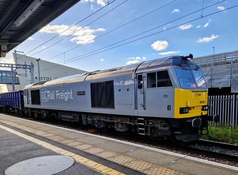 Class 60 diesel locomotive to be converted to steam turbine operation ...