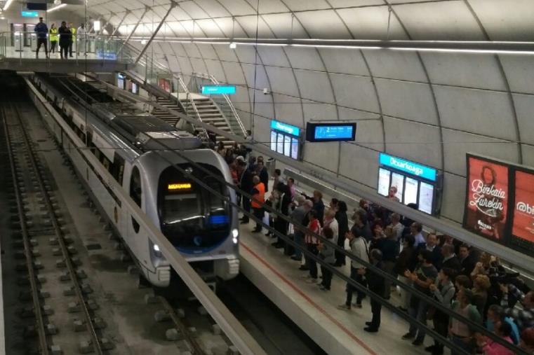 LTE certified to support CBTC | Metro Report International | Railway Gazette International