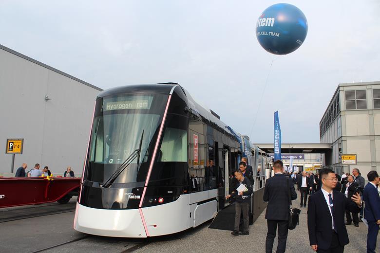 Daejeon hydrogen tram on show at InnoTrans | Metro Report International ...