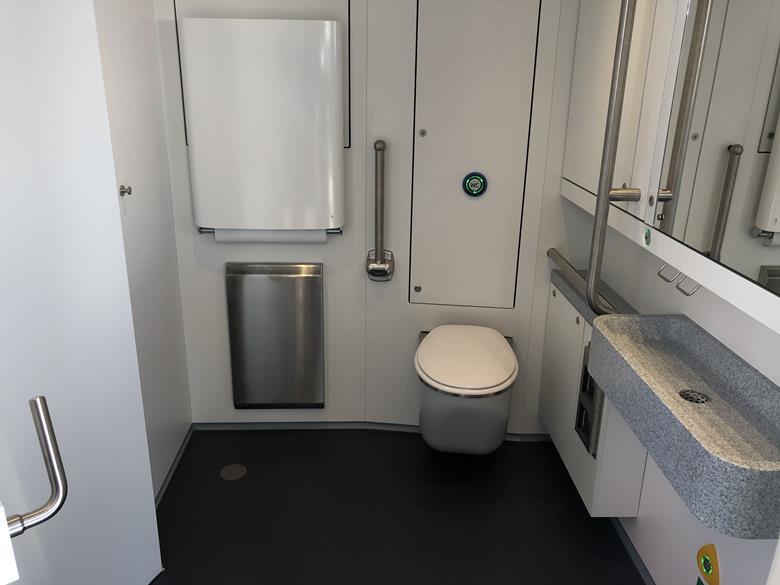 Prototype RS Zero hydrogen or battery railcar for secondary lines ...