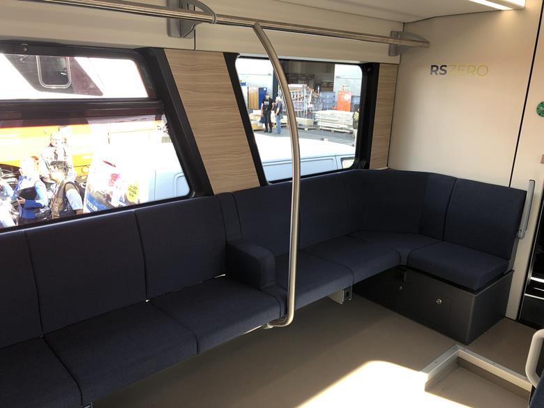 Prototype RS Zero hydrogen or battery railcar for secondary lines ...