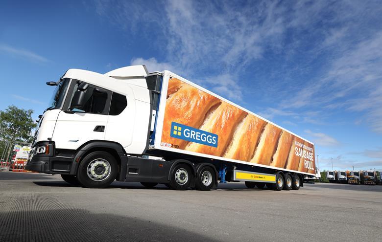 Rail industry responds to longer lorry trailers | Rail Business UK ...