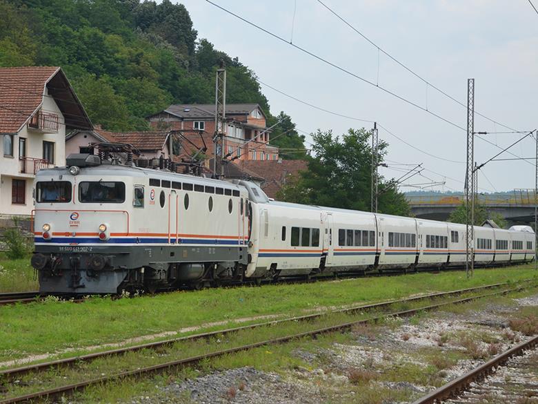 Bosnian line reopens with through service from Sarajevo | News ...