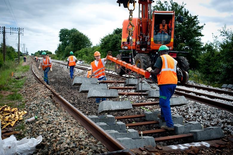 SNCF Réseau approves €46bn spending plan | News | Railway Gazette ...