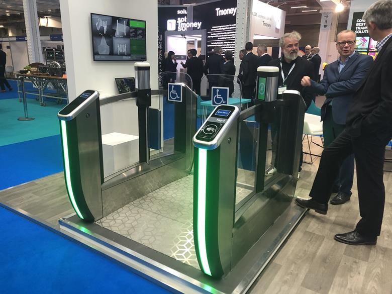 Cubic demonstrates the future of station ticket gates | Metro Report ...