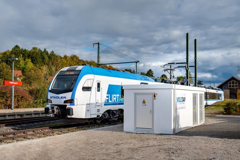 Battery train fast charging station tested | News | Railway Gazette ...