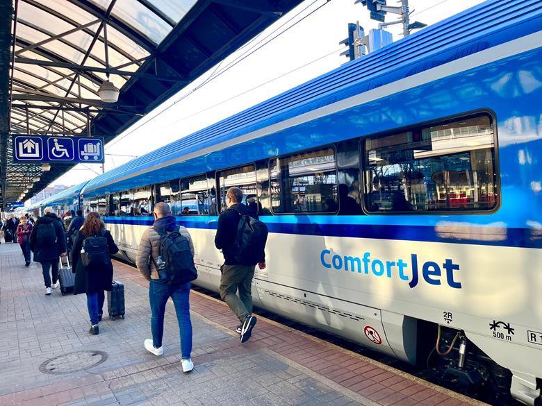 ComfortJet trainsets deployed on Praha – Berlin route | News | Railway ...